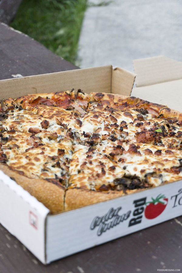 Local Pizzeria in Golden, BC: Red Tomato Pies - Foodgressing