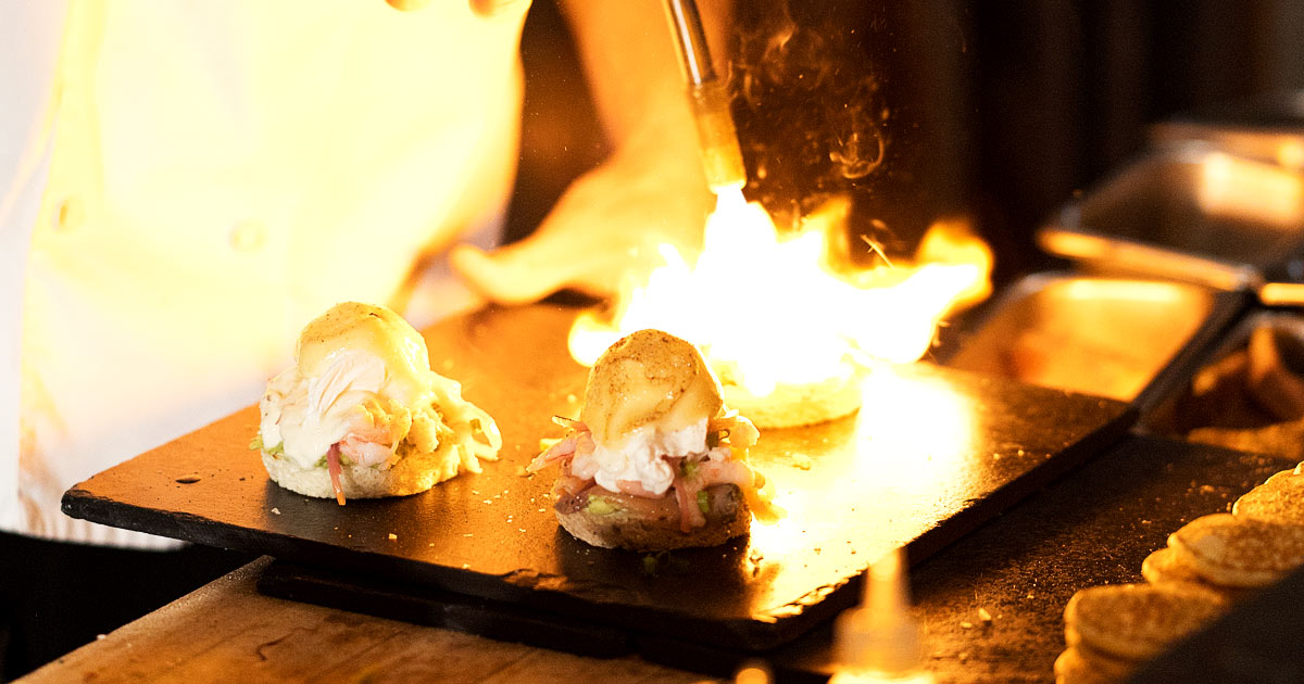 Fairmont Hotel Vancouver: Notch 8 Restaurant Weekend Brunch Buffet