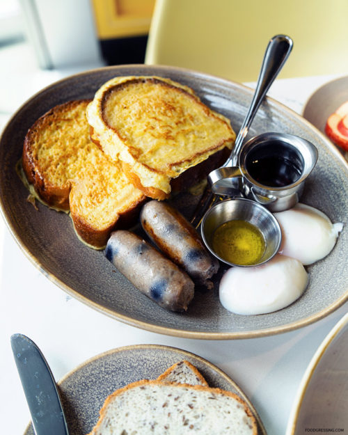 OEB Burnaby Brentwood: Breakfast & Brunch Menu, Location