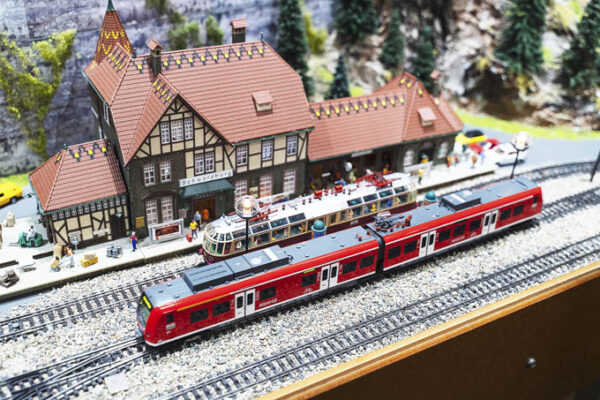 Osoyoos Attraction: Osoyoos Desert Model Railroad Museum