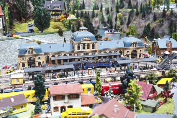 Osoyoos Attraction: Osoyoos Desert Model Railroad Museum