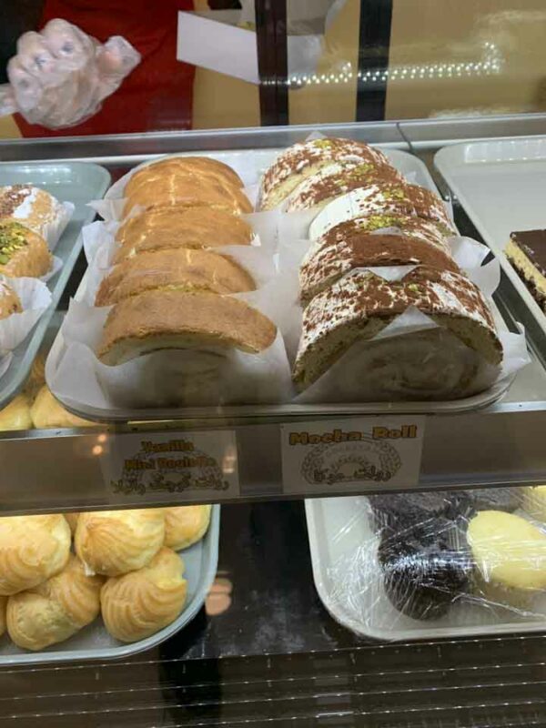 New West End Persian Bakery: Golestan Bakery - Foodgressing