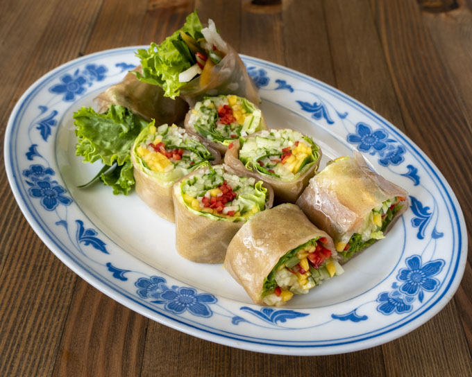 Cold Tea Restaurant Vancouver: All-Day Dim Sum Menu, Interior