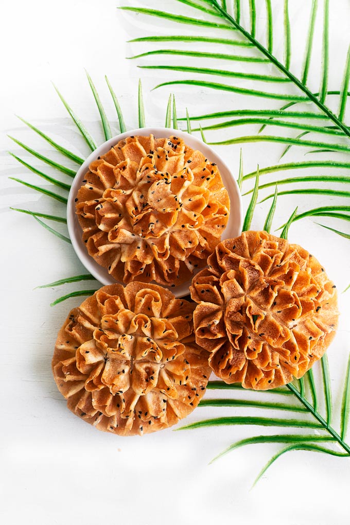 CHAO + PAN: Lotus Cookies and Thai Mango Sticky Rice - Foodgressing