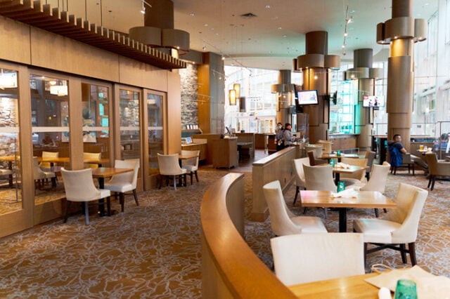 Showcase Restaurant Saturday Dinner Service Returns - Foodgressing