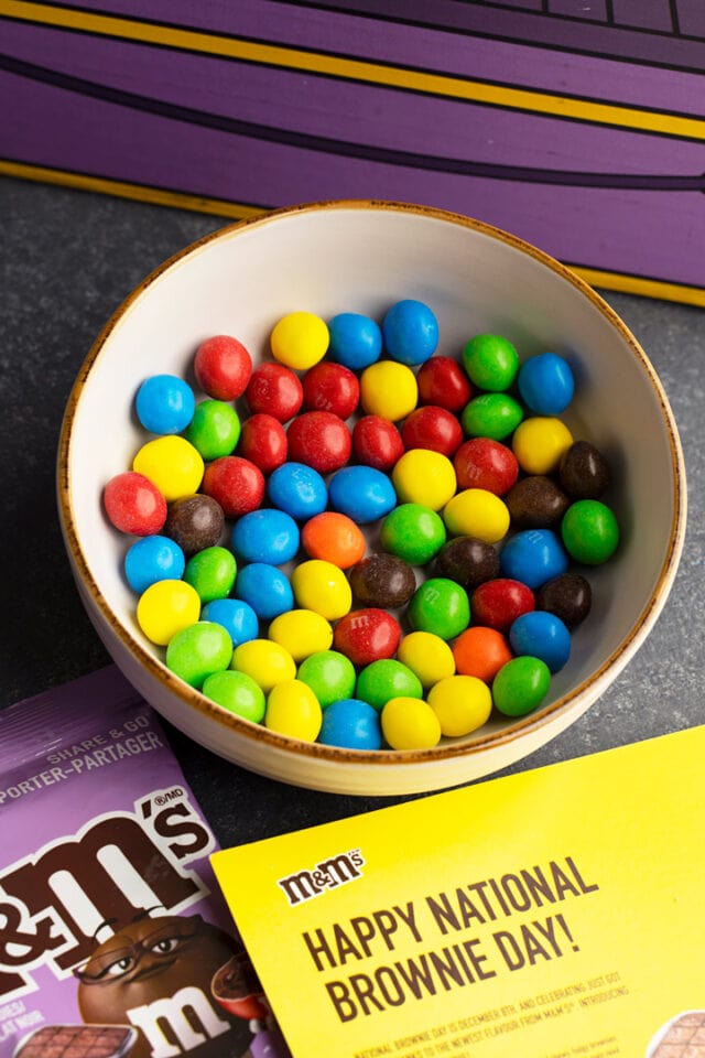 M&M's Fudge Brownie Canada Review: Where to Buy, Nutrition