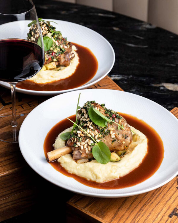 BEST RESTAURANTS IN LANGLEY BC: 15 top spots to eat & drink