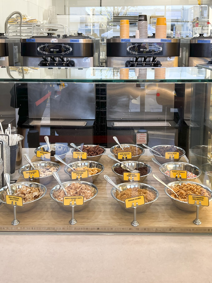 Magpies Softserve Los Angeles Highland Park - Foodgressing