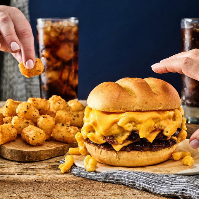 Smashburger New Mac & Cheese Inspired Burger