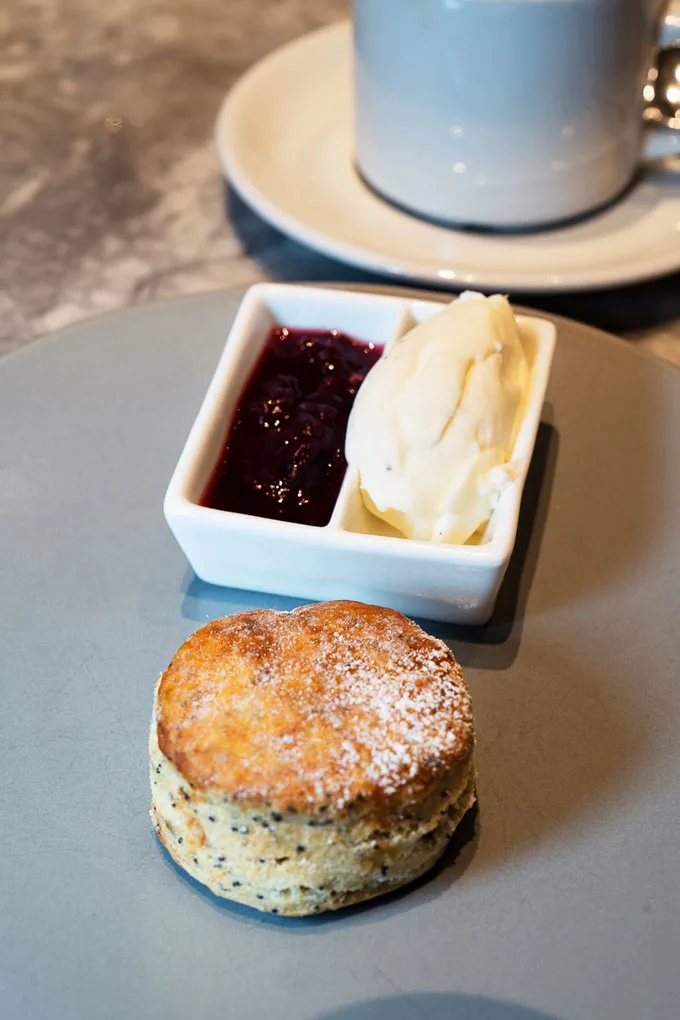 Holts Cafe Afternoon Tea at Holt Renfrew Vancouver [Review]