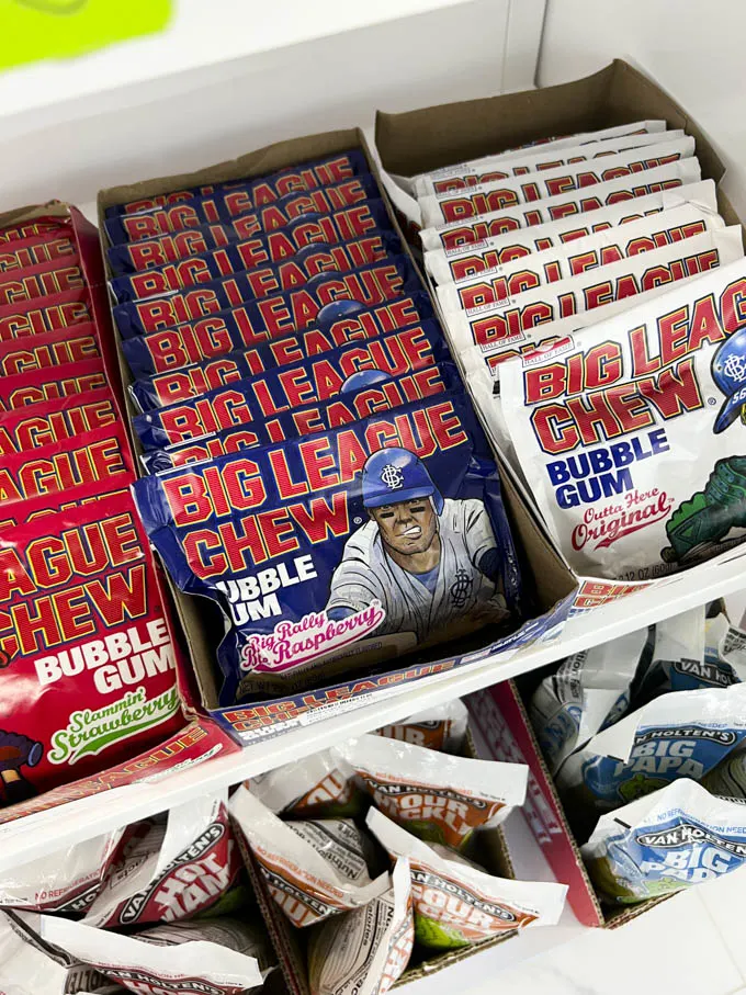 Smoke 2 Snack Vancouver West Broadway Offers Novelty Snacks