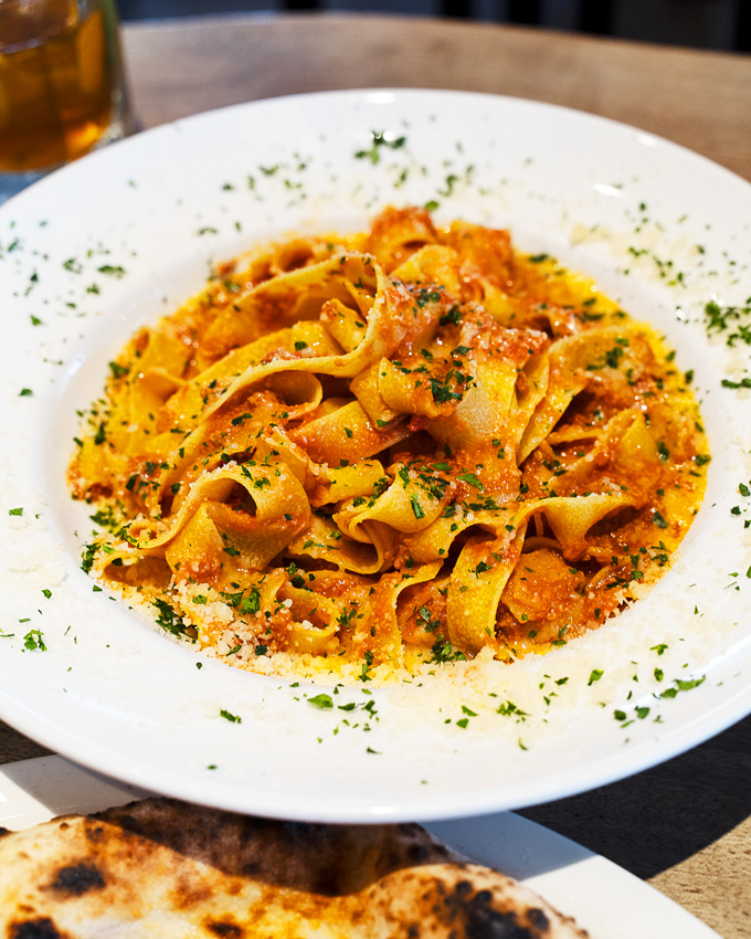 Pizzeria Spacca Napoli Port Moody - Pizzas & Pasta - Foodgressing