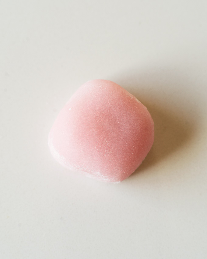 Fugetsu-Do Bakery Shop Los Angeles - Mochi & Rice Cakes - Foodgressing