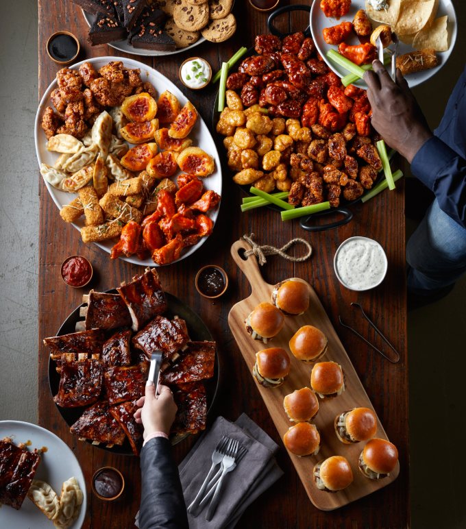 TGI Fridays Helps Fans Win Football Season with Special Offers