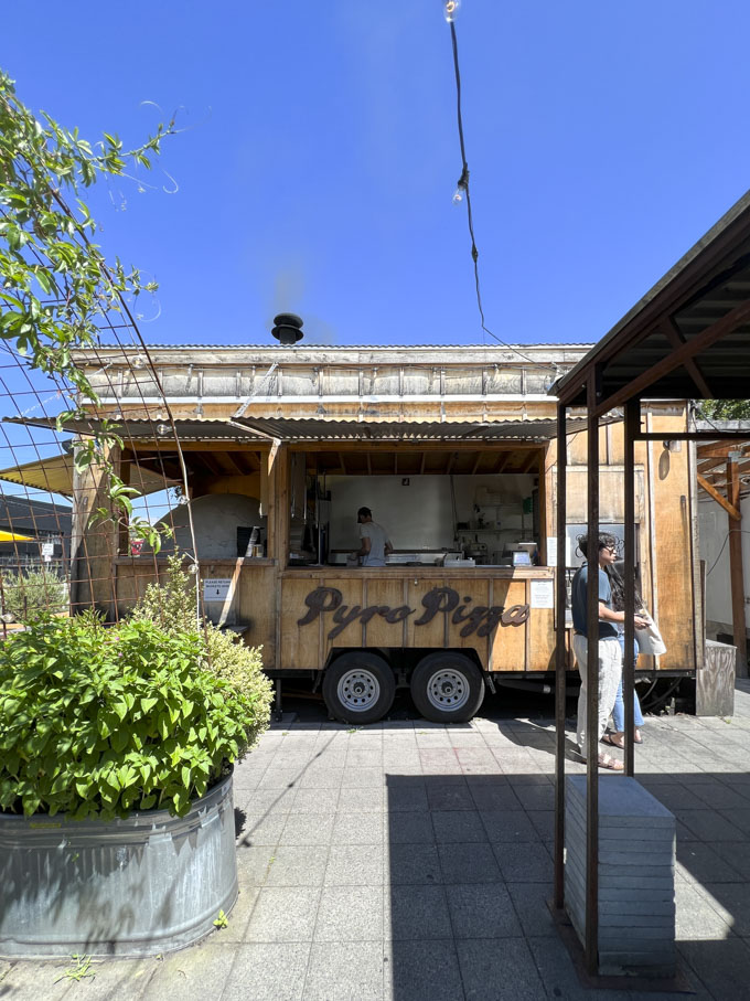 Pyro Pizza Portland at Cartopia - Wood-fired Pizza - Foodgressing