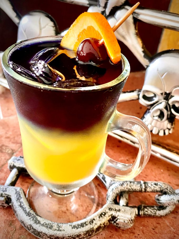 18 Spooktacular Halloween Cocktail Drinks Recipes