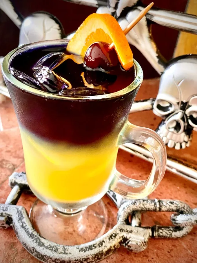 18 Spooktacular Halloween Cocktail Drinks Recipes