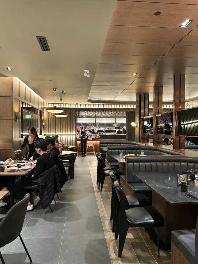 Tozen Sushi Bar - New Vancouver Japanese Restaurant [Review]