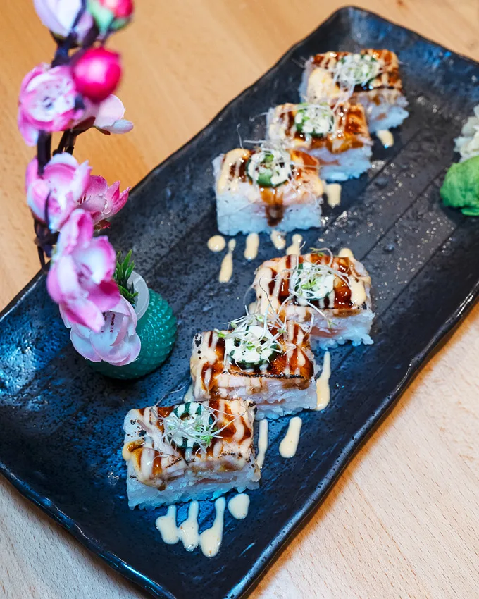 MoMo Sushi Gastown Vancouver - Solid Sushi Spot - Foodgressing