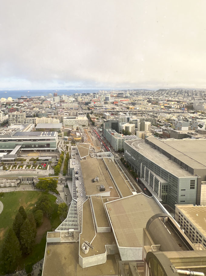 The View Lounge at San Francisco Marriott Marquis - Foodgressing