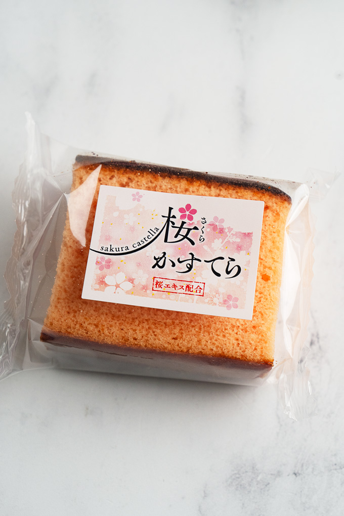 Tokyo Treat Sakura Snacktastic Box 2024 [Review] - Foodgressing