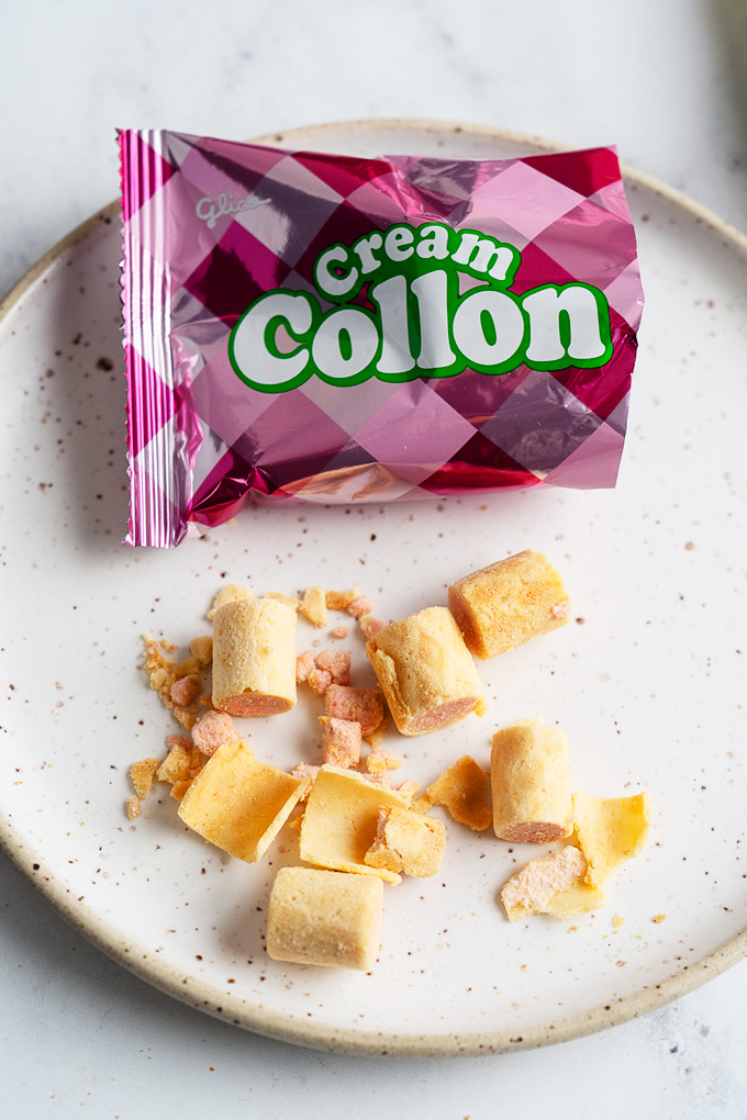 Tokyo Treat Sakura Snacktastic Box 2024 [Review] - Foodgressing