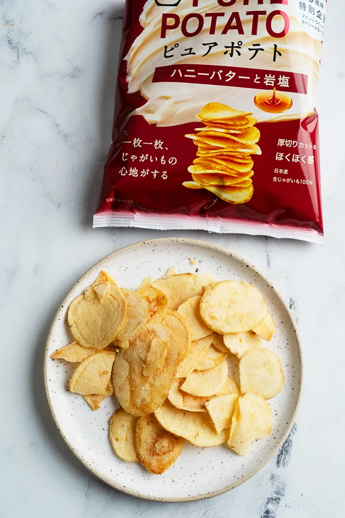 Tokyo Treat Sakura Snacktastic Box 2024 [Review] - Foodgressing