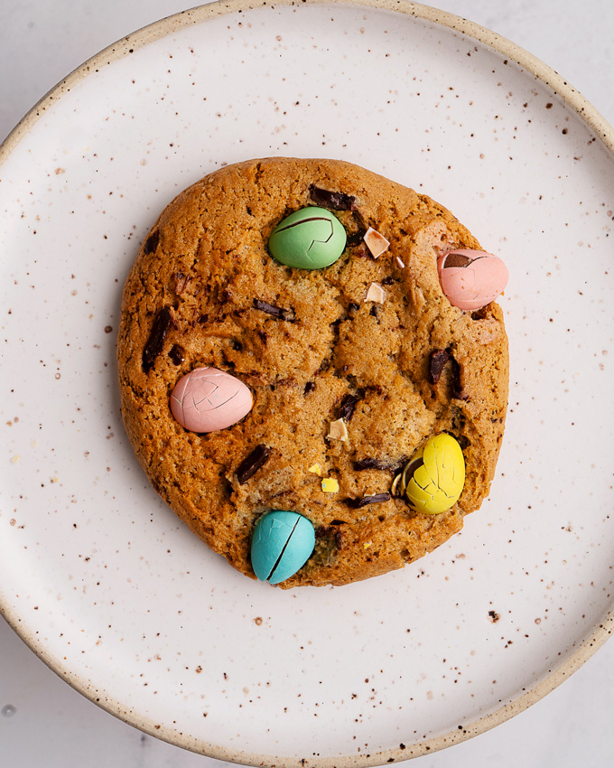 Tim Hortons CADBURY MINI EGGS Dream Donut, Cookie 2024