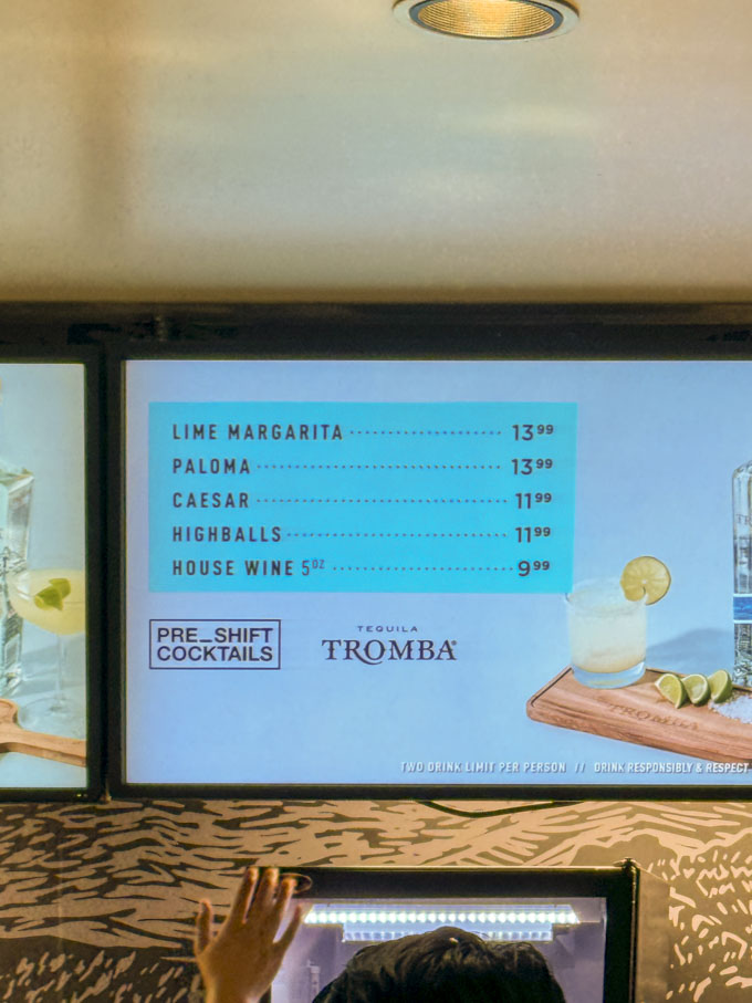 Rogers Arena Food Prices & Menu Options - 2024 Roundup - Foodgressing