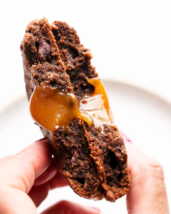 Tim Hortons Caramilk Dream Cookie [Review] - Foodgressing