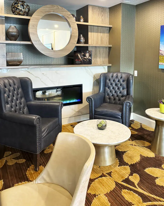 Hyatt Regency Calgary: Regency Club Lounge - Foodgressing