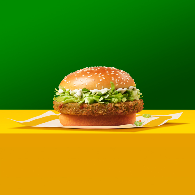 McDonald’s Canada Launches McVeggie Sandwich - Foodgressing